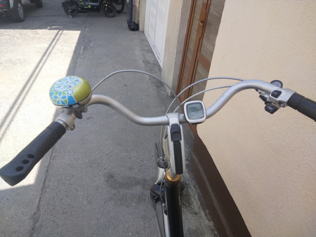 Velosiped sotiladi