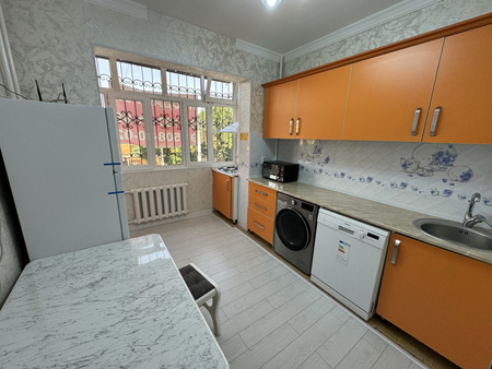 Сдам Центр 2х комн 65м2 м. Минор, Алайский