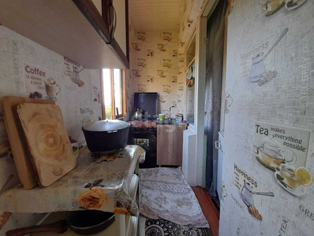 Юнусабад-4, 57 м² среднее состояние, 2/5/9, общий коридор