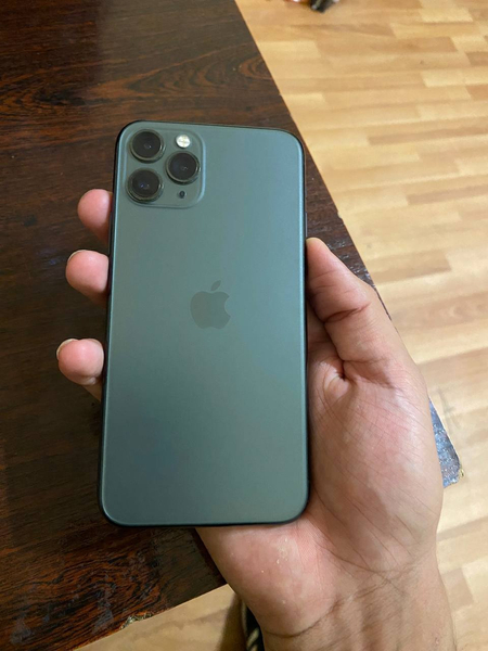Iphone 11pro sotiladi