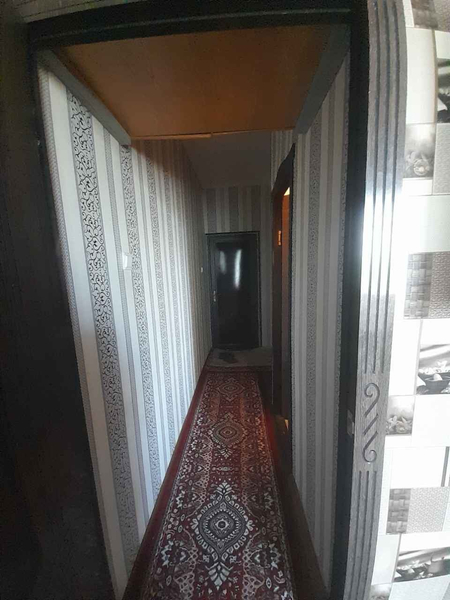Чирчик ш. 10 м/н 3-этаж 1х янги планировка 39 м²