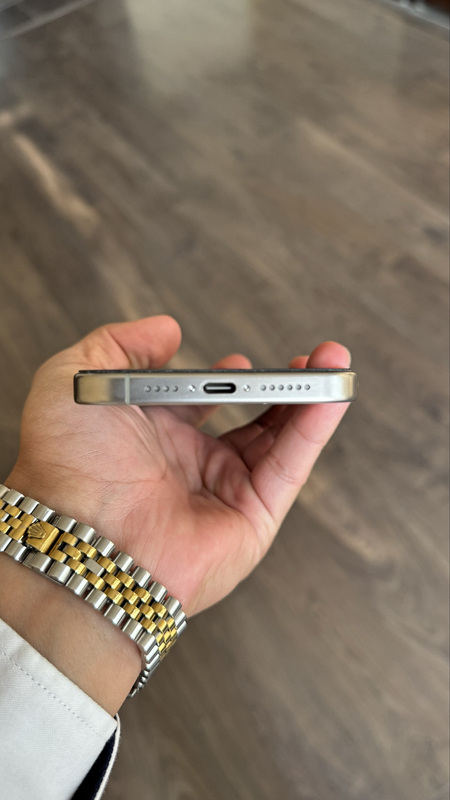 Iphone 15 pro max 100% 8 цикл срочно 1020$