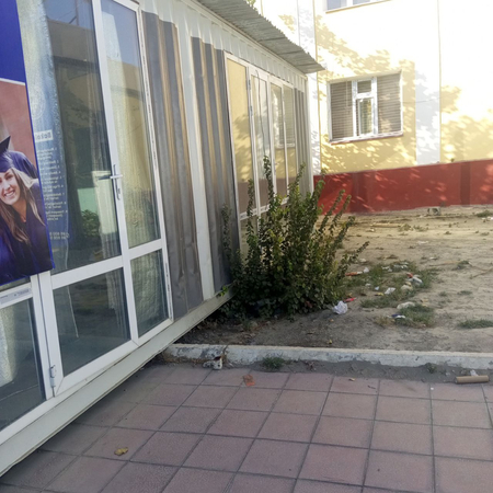 Konteyner ichi ta'mirlangan