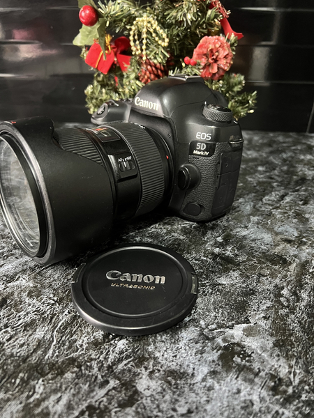 Продаю canon 5D Mark 4