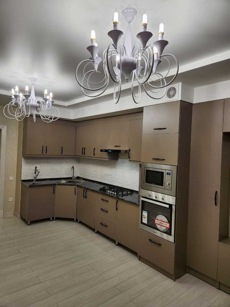 Сергели массив новостройка за кв 950 у.е (Аки)