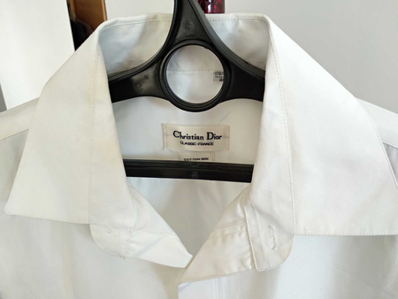 Рубашка 'Christian Dior'.