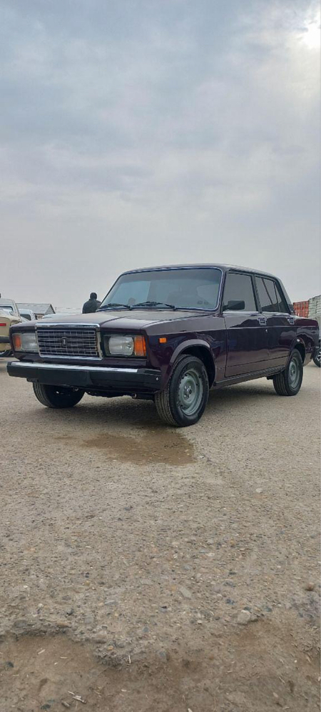 Vaz 2107 sotiladi 2003 yili