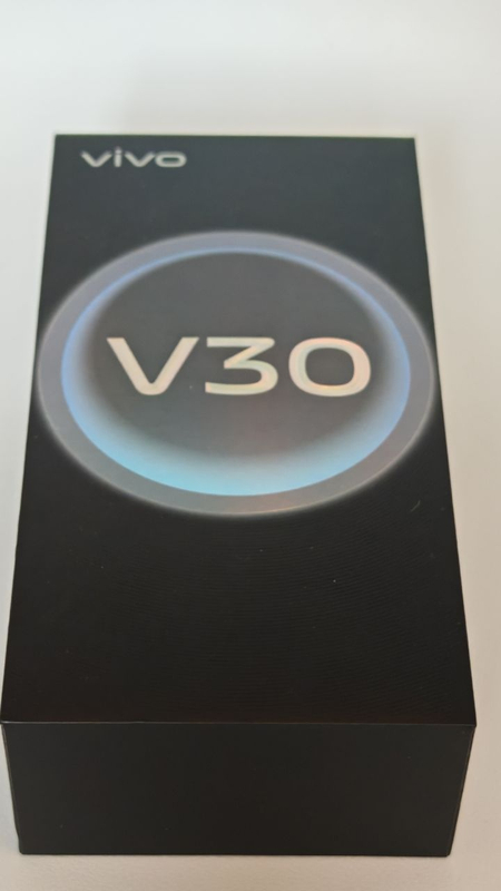 Vivo V30 5G 12/256 состояние новое
