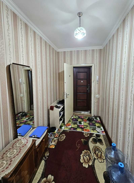 Продаётся шикарная квартира в Ташкенте 3/3/9, Шайхантахур (J2724)