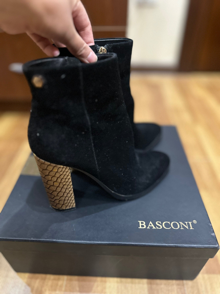 Сапоги женские туфли. Бренд Basconi