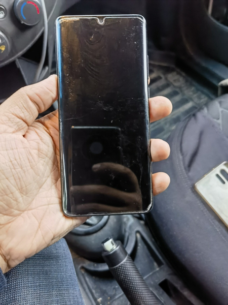 Huawei P30 Pro в идеальном состоянии