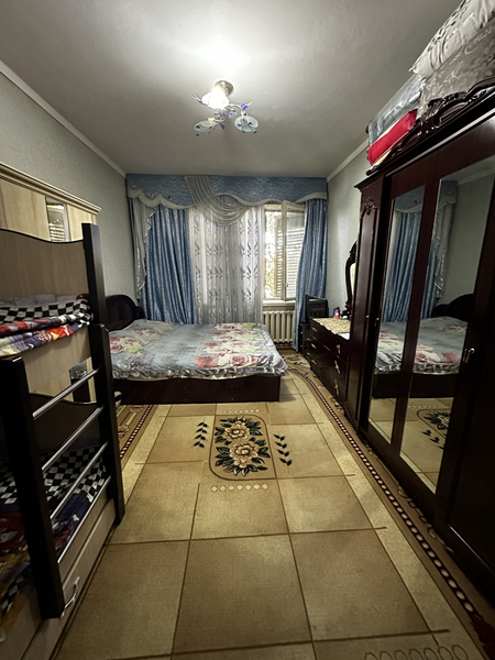 Ттз-2 Продается квартира 2/4/4 балкон 1.5х6 ор-р: Ширин бозор
