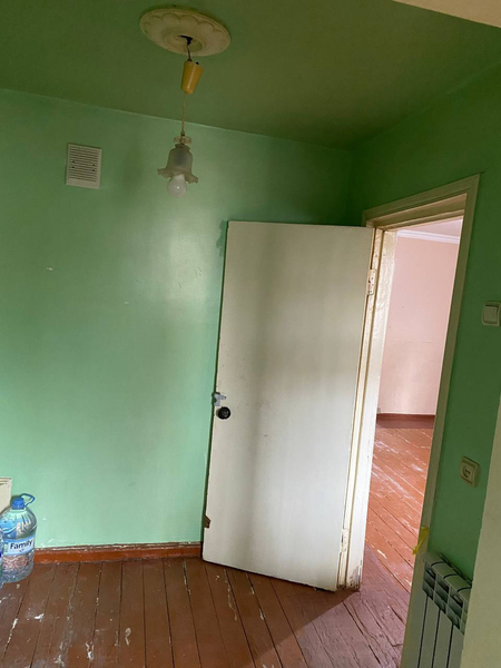 Срочно Продаётся 2 комнатная квартира Академ городок горбатый
