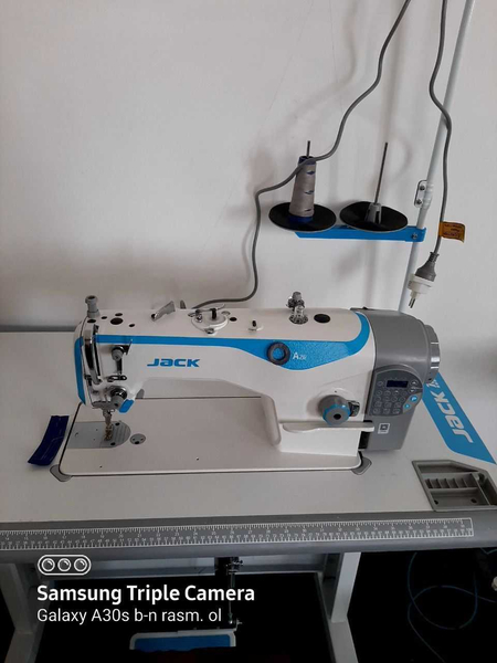 Tikuv mashinasi JACK W4, A25. E4S