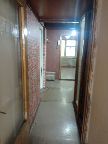 Uy sotiladi / Продается квартира