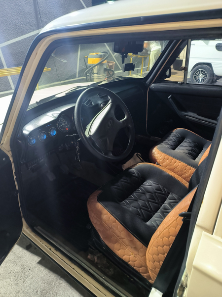 Автомобиль Ваз 2106