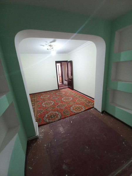 3 хоналик 3 этаж Централный аптека