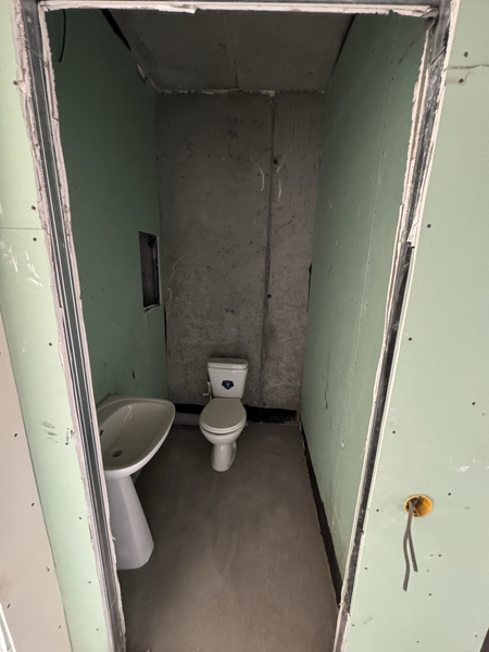 Продаётся 3х комнатная квартира.