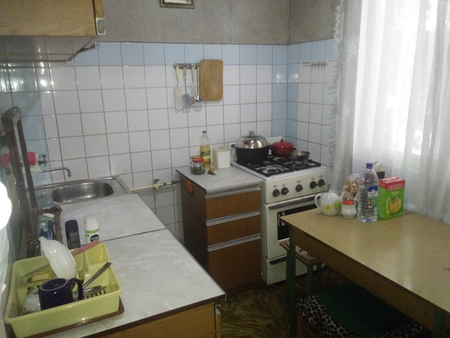 Продаю 2комнатную  разделку метро Улугбек Чиланзар-Ц.