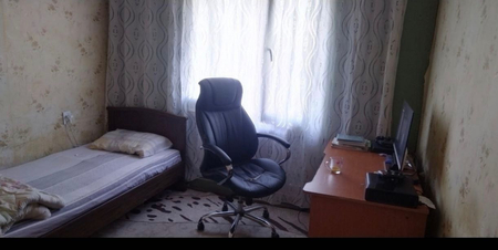 Srochna Qorasuv 1 da 3 xonali uy sotiladi