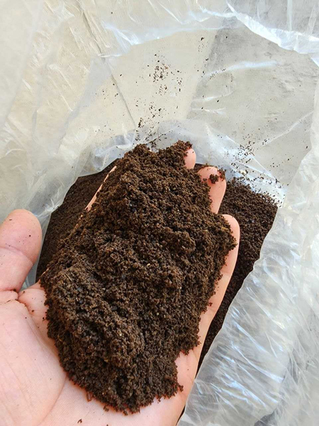 Biogumus sotiladi sifatli qilib 
0.5 setkada elangan holatda