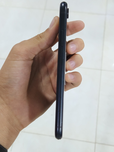 Iphone XR /64 GB