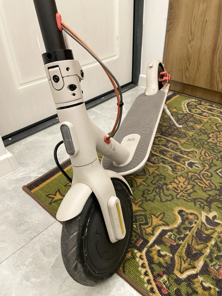 Mi electro scooter / Электро самокат срочно продается MI 3