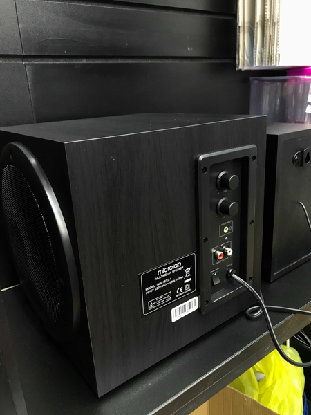 продам новый Microlab TMN-1BT/Bluetooth 5.0/AUX/32 ватт/С ДОСТАВКОЙ