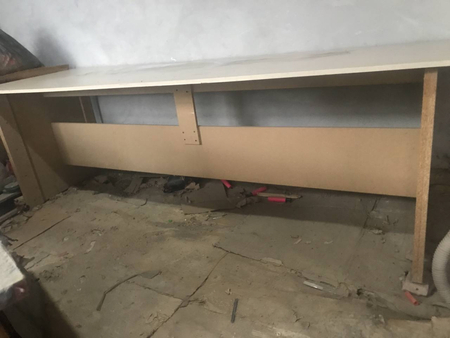 Стол 90*250 размер, 4 та дона бор