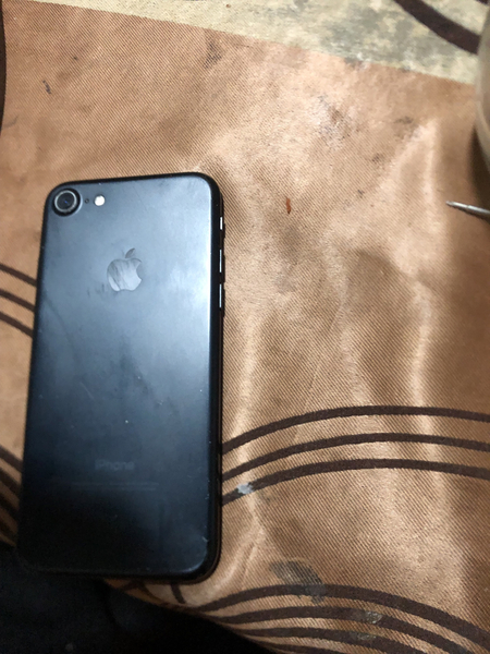 Iphone 7 32 gb ideal