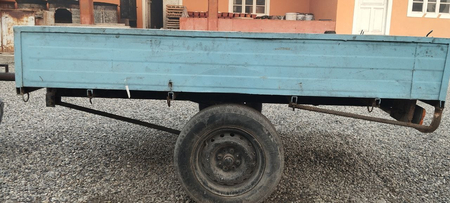 Avto tirkama sotiladi hujjati joyida narxini telefon orqali gaplashami