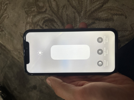 iphone 11 Ideal 64 gb