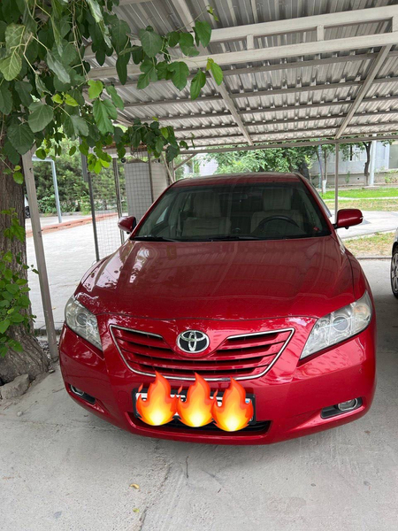 Продается Toyota Camry 40 GLX