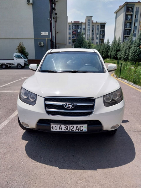 Hyundai srochna sotiladi