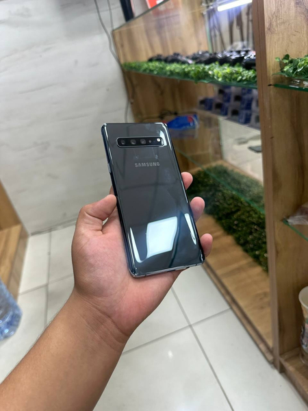 S10 5g sotiladi xolati yaxwi