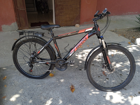 Velosiped sotiladi yangii