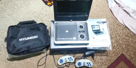 Portativ dvd player.
