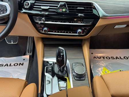 Продается BMW 545e G30 Plug in Hybrid