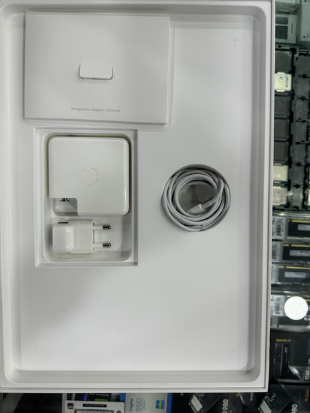 Macbook Pro core i7 32/256
