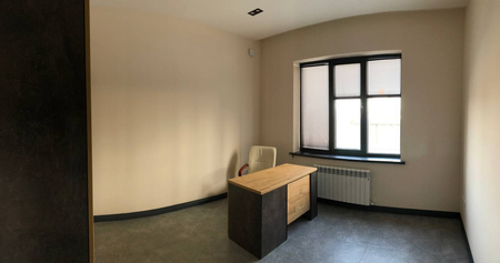 Центр напротив мечета Минор готовый офис 310м2 с обстановкой . Своя