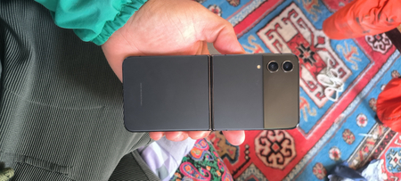 SAMSUNG z flip 4 512