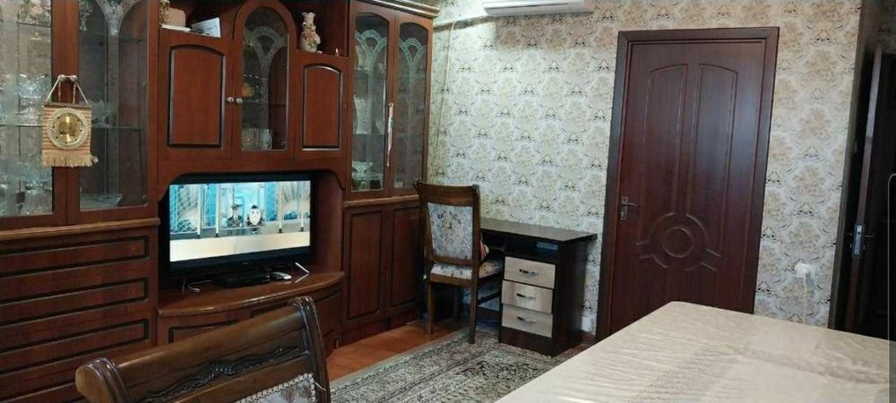 (К124768) Продается 4-х комнатная квартира в Шайхантахурском районе.