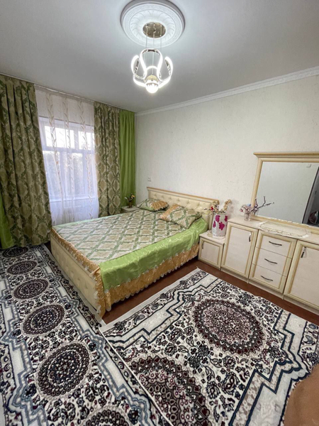 Яккасарай, Хосилот гостиница, 1/4/4