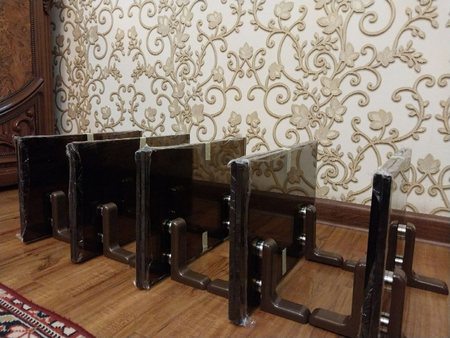 Полка Стекольный 40×25 10мм  Коричневый
Playstation 3.4.5