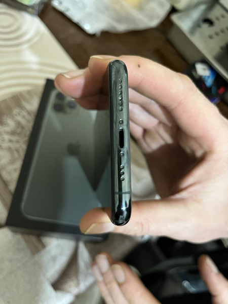 Продам iPhone 11 pro 256