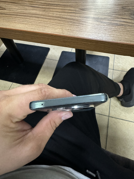 Honor X9B 8/256 Ideal sostayniyada