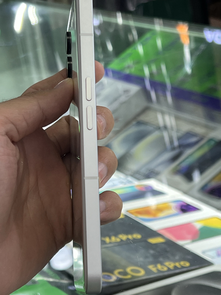 Nothing phone 2        12/256 gb white