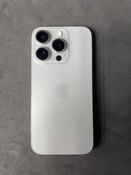Iphone 15 pro 256gb  Natural Titanium