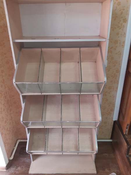Продаётся шкаф под конфеты