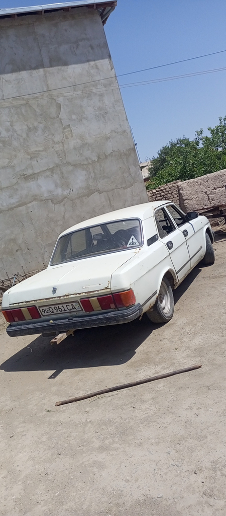 Газ 31029 сотилади